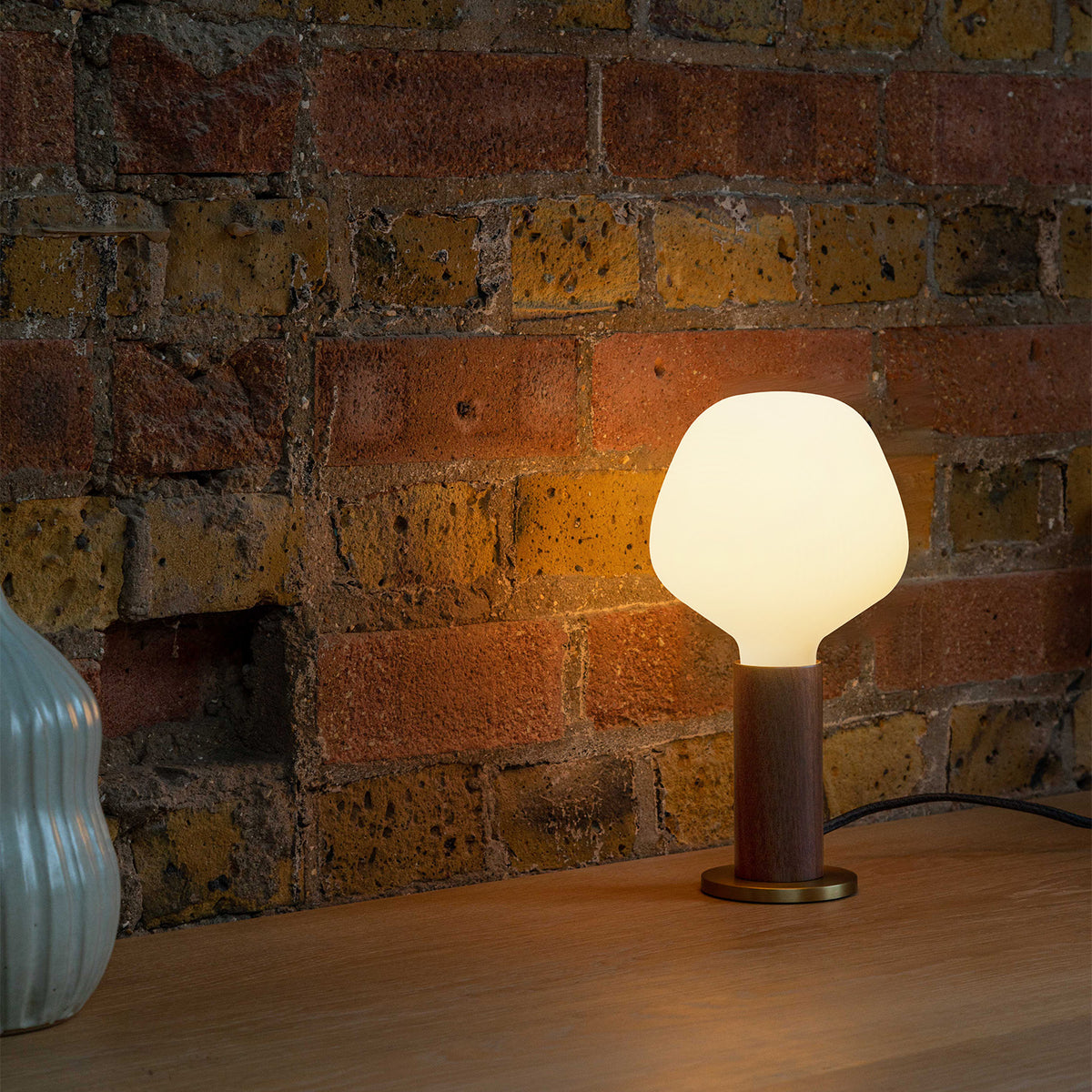 Knuckle Table Lamp in Walnut + Enno | E27 Dimmable | Table Lamps | Tala ...