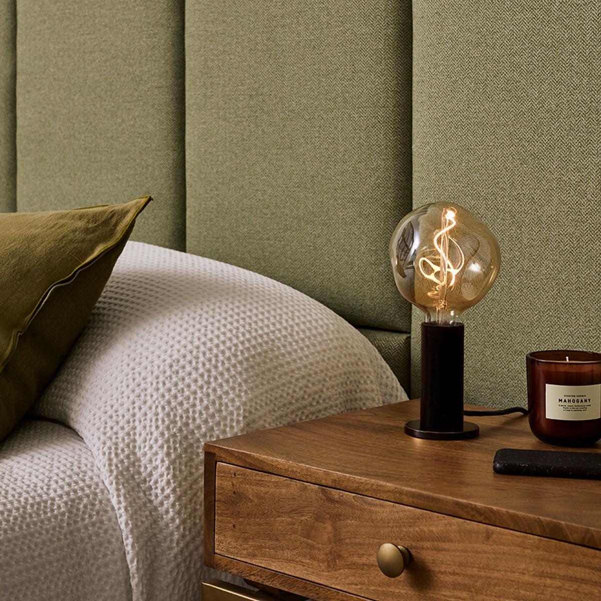 Knuckle Table Lamp in Blackened Oak + Voronoi I | E27 Dimmable | Table ...